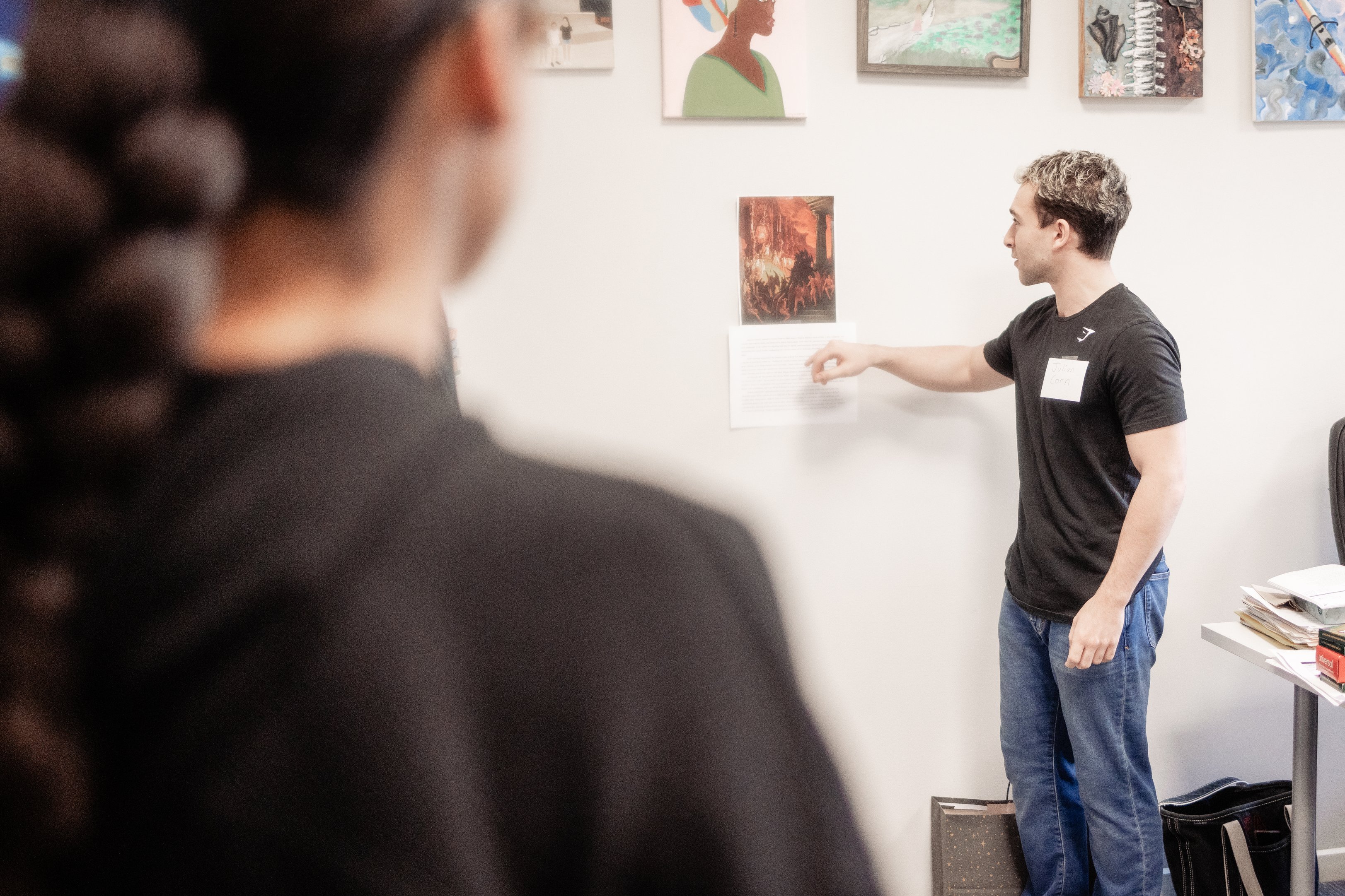 AP English students construct a 'Galarie de Lit'